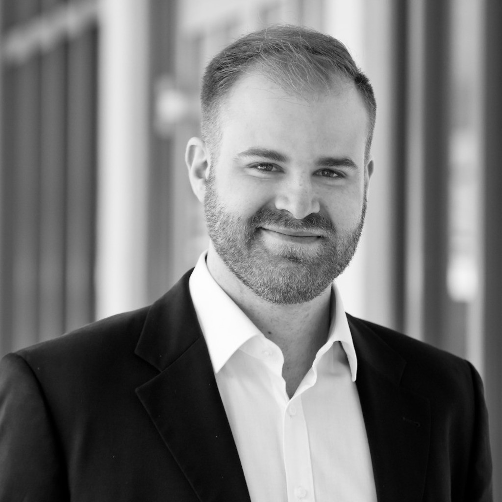 Christopher Brunner - Spezialist Periodencontrolling - BMW Group | XING