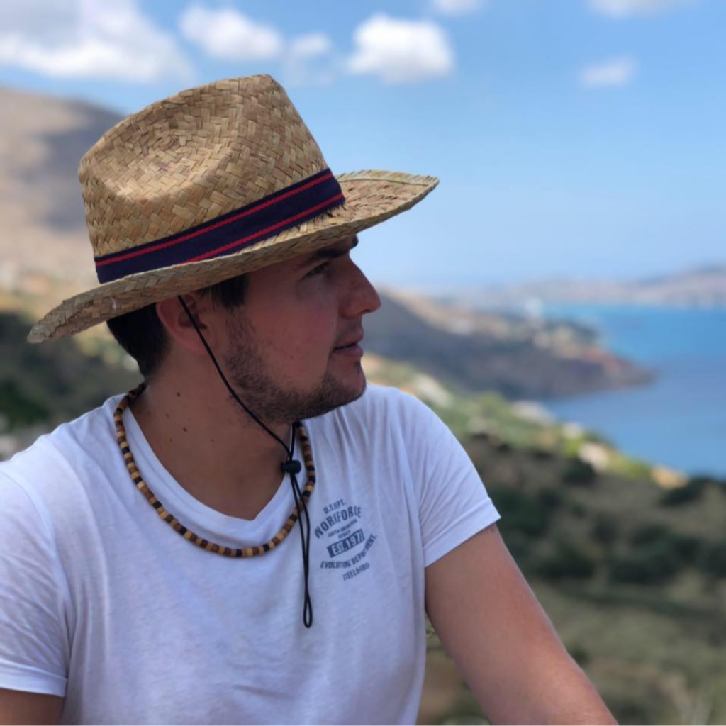 Zoltán Fekete - Team Lead & Software Architect - fensterversand.com; Neuffer Fenster + Türen ...