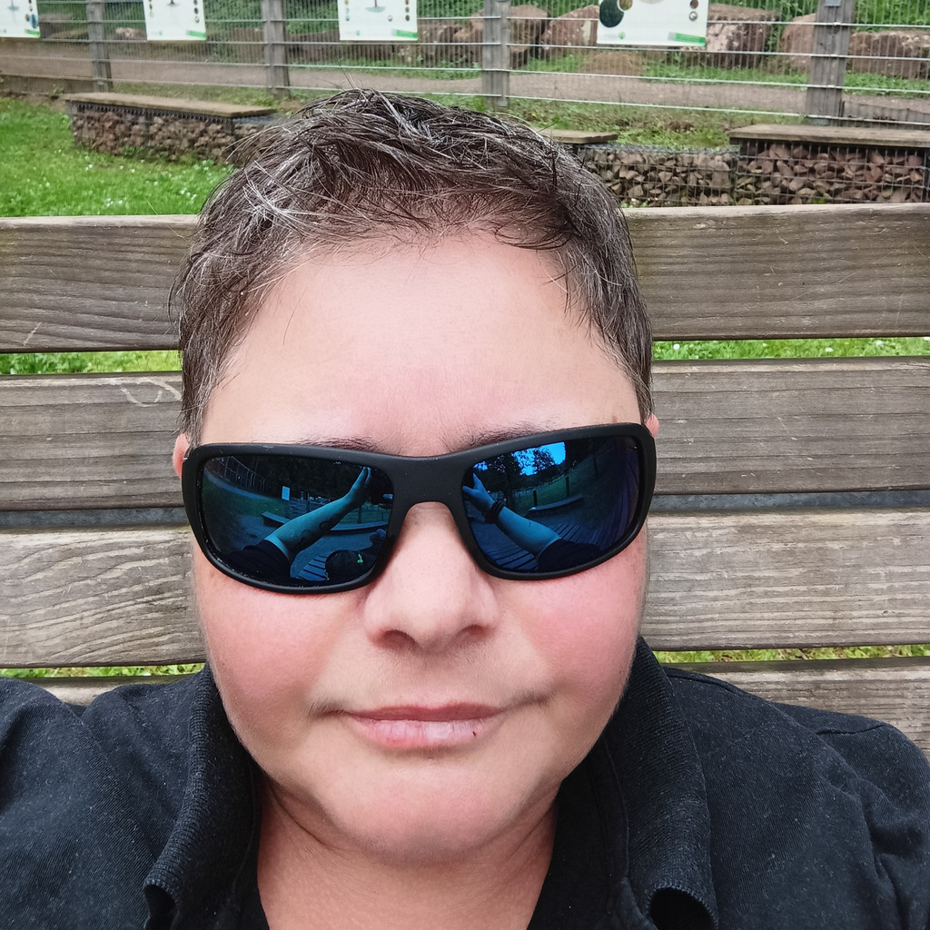 Chris Jayden Sersch - examinierter Altenpfleger - Seniorenheim~ Schwesternverband | XING