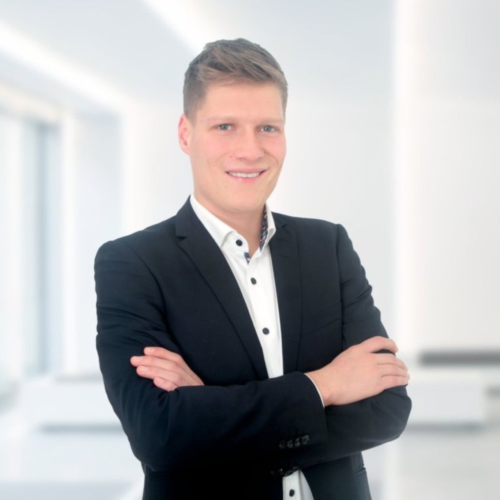 Michael Bartels - Supervisor Air Export - Expeditors International GmbH ...