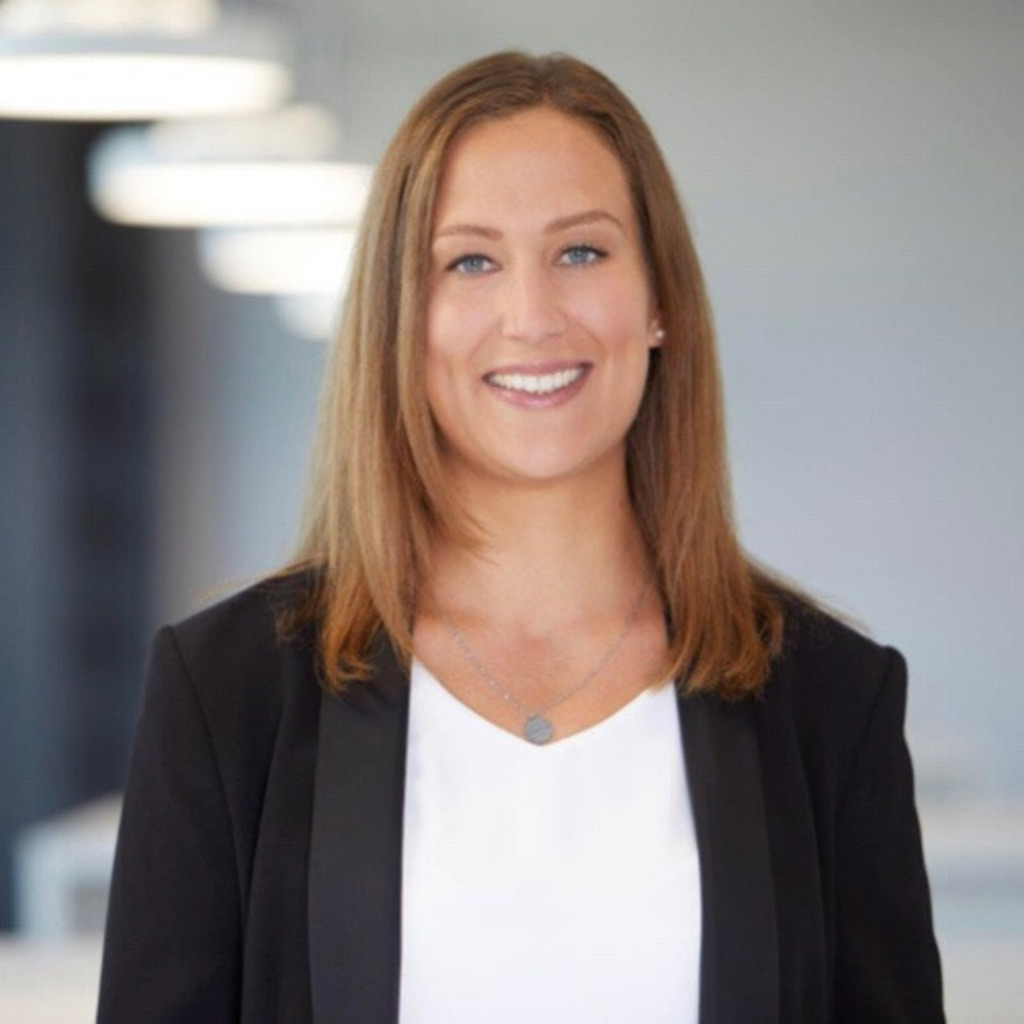 Mareike Schwarz - International Lease Consultant - Account Management ...