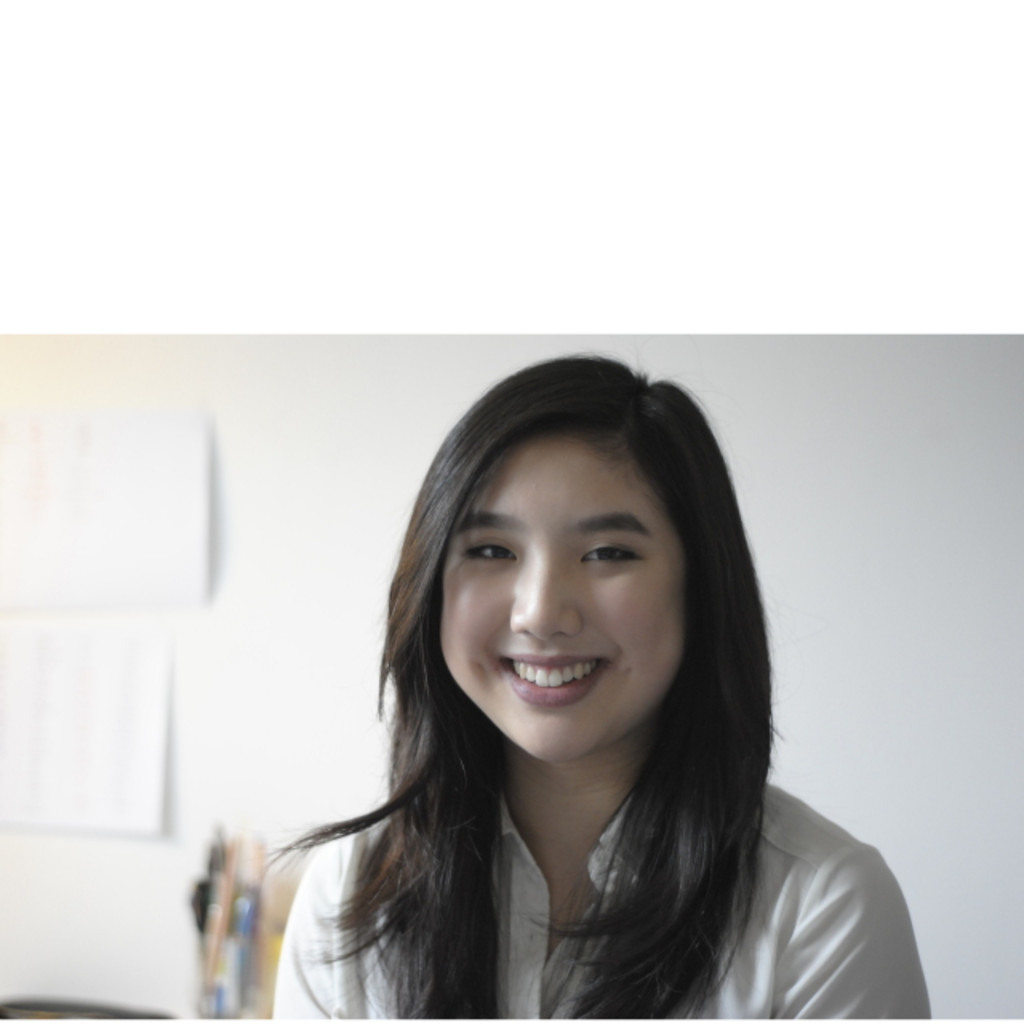 Simone Nguyen - Jr Consumer Experience Manager - RB - Reckitt Benckiser ...