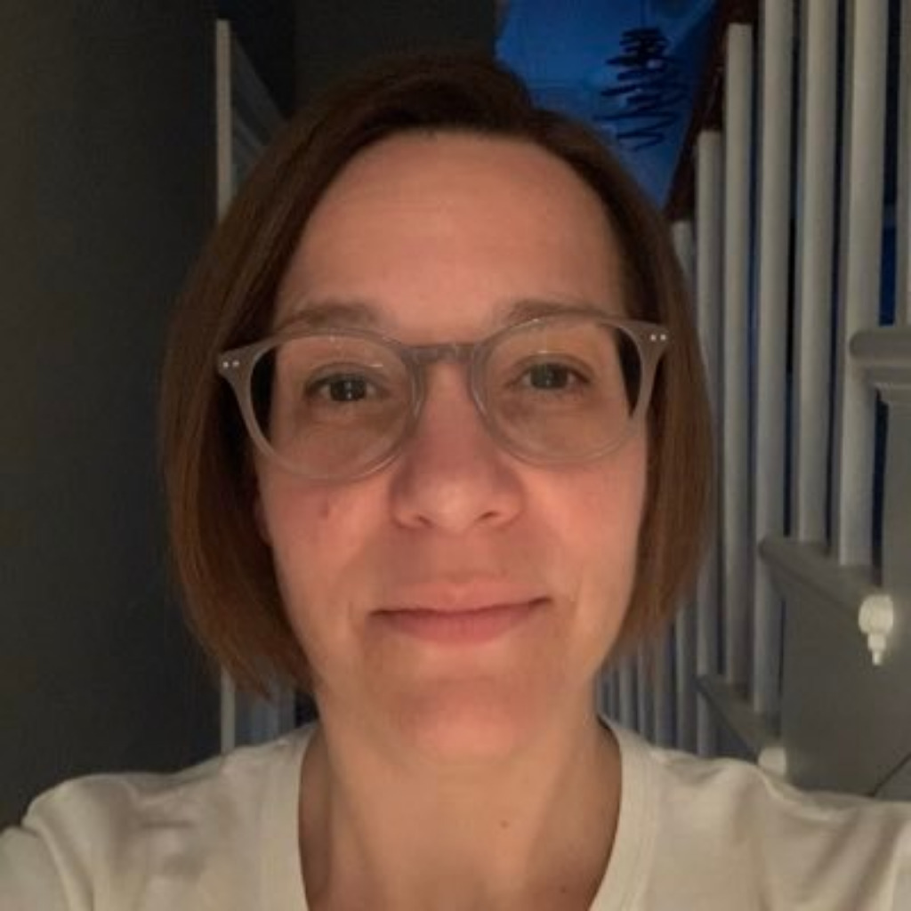 Victoria Susan Sullivan - Manager - Alzaidi Commercials LLC | XING