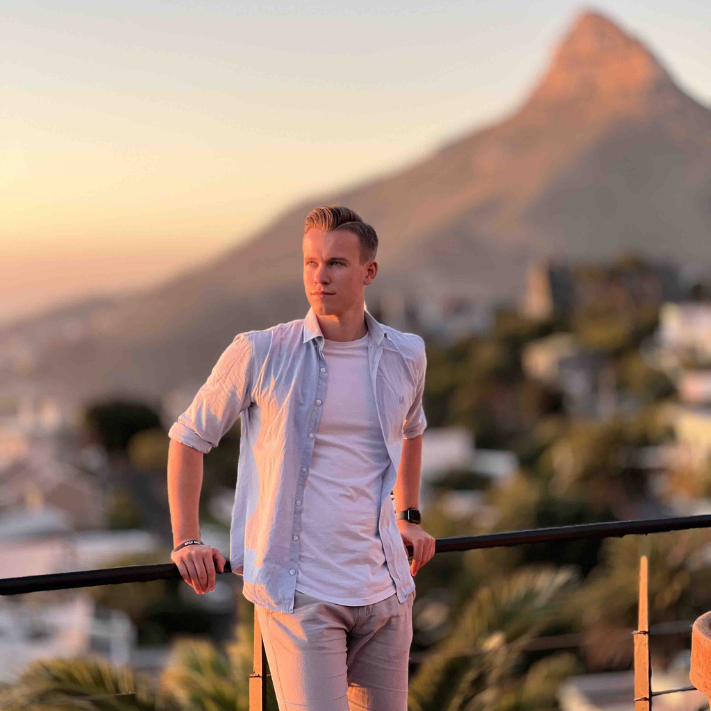 Leon Fischermanns - Online Marketing Mitarbeiter - Van der Valk ...