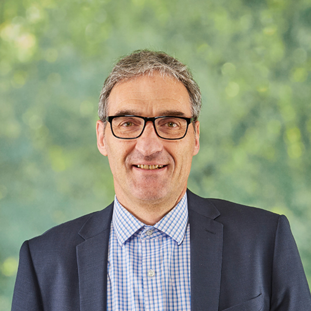 Thomas Döbler - Berater Pflegeberufe - Bundesamt für Familie und ...