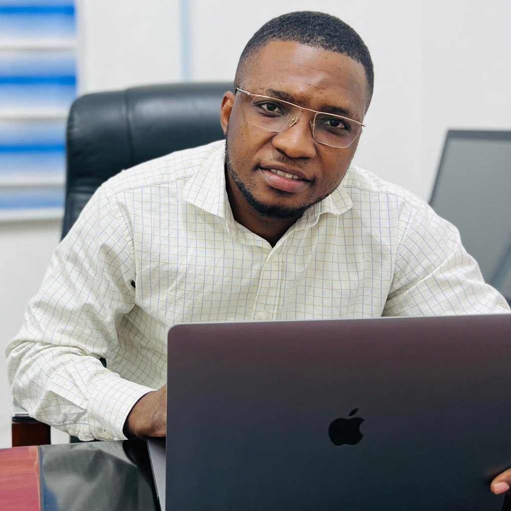 Michael Amponsah - Linux & Database Administrator - HWS Gruppe | XING