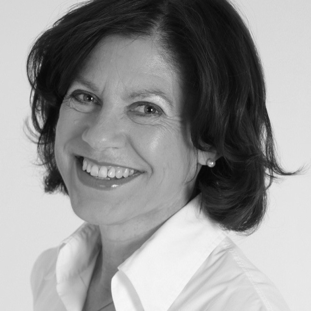 Helene Leitner - System Engineer/Requirements Manager - Magna ...