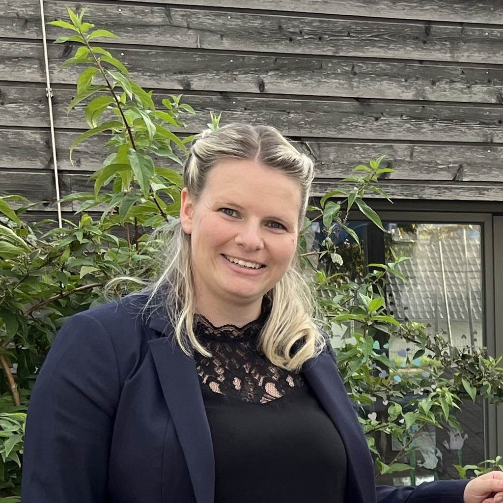 Sandra Fischer - Key Account Manager - SE Spezial Electronic GmbH | XING