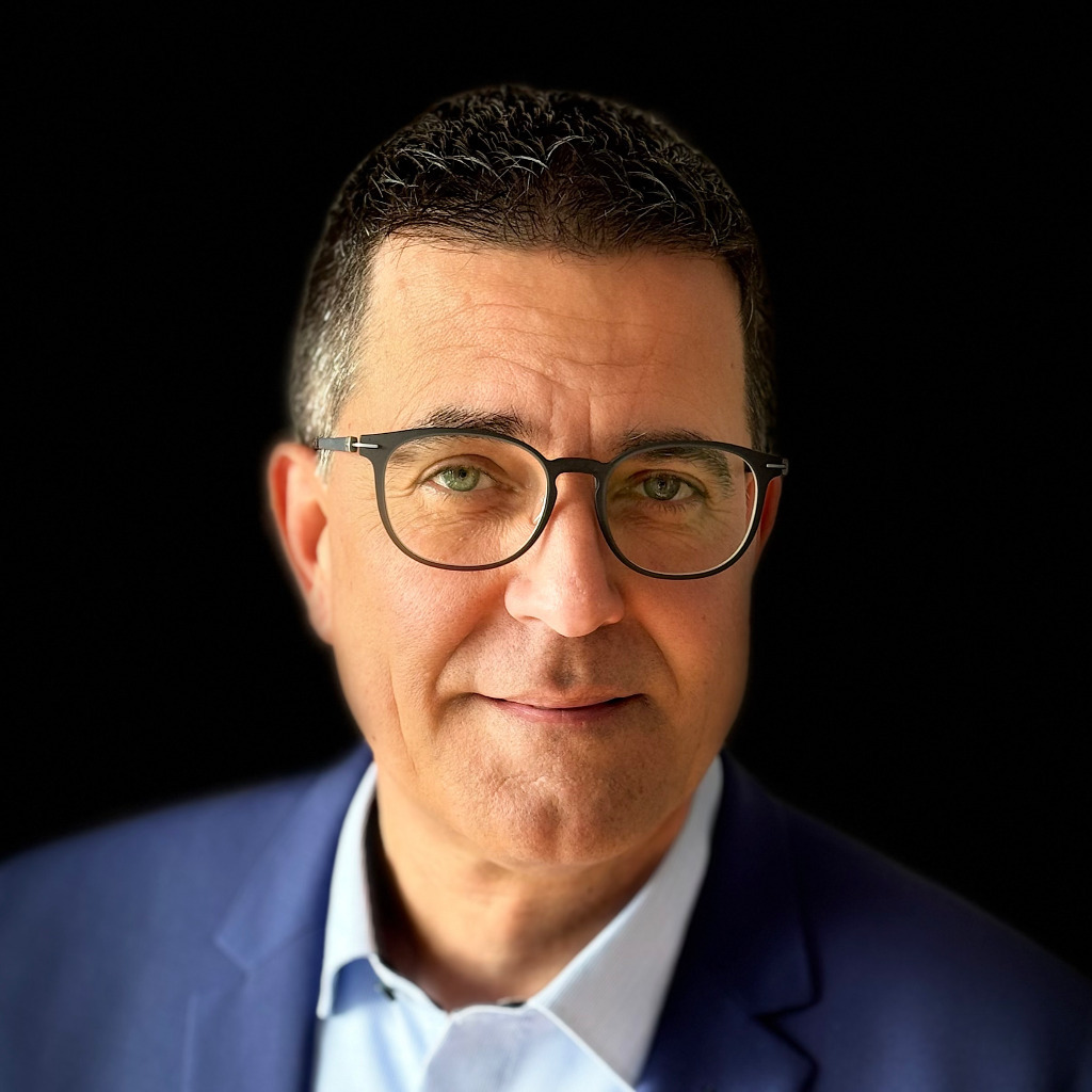 Andreas Baumann - Senior Vice President Controlling & Accounting - H ...