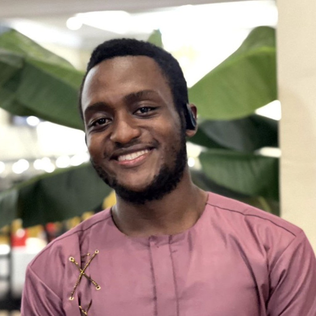 Eric Njifanda - Développeur Web Full Stack (JAVA, MEAN, PHP) - Seven ...