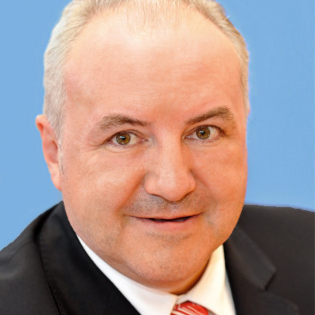 Axel aus Rosenheim in der Personensuche von Das Telefonbuch