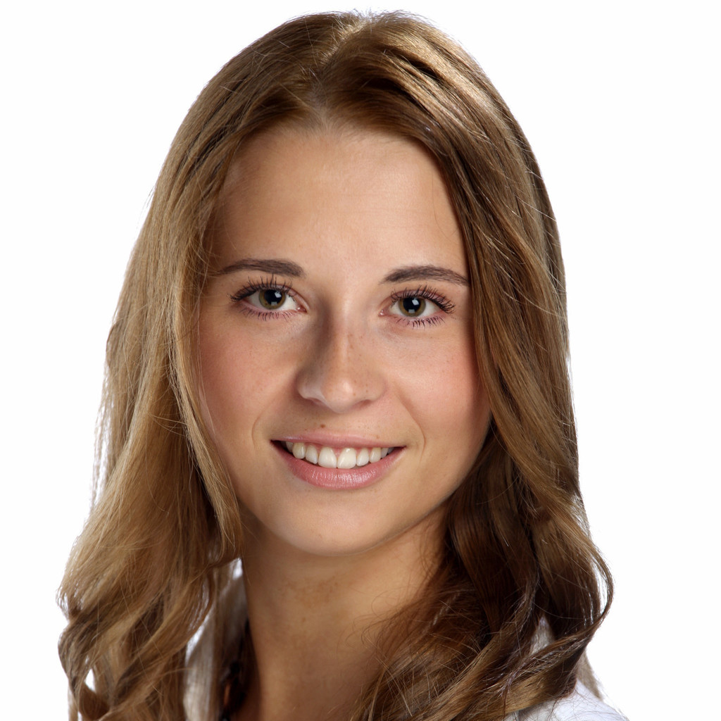 Julia Stiller - Global Manager Product Marketing - Paul Hartmann AG | XING