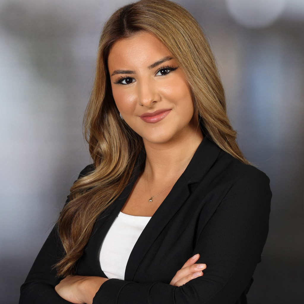 Beyda Toy - Verkäuferin - Parfümerie Douglas | XING