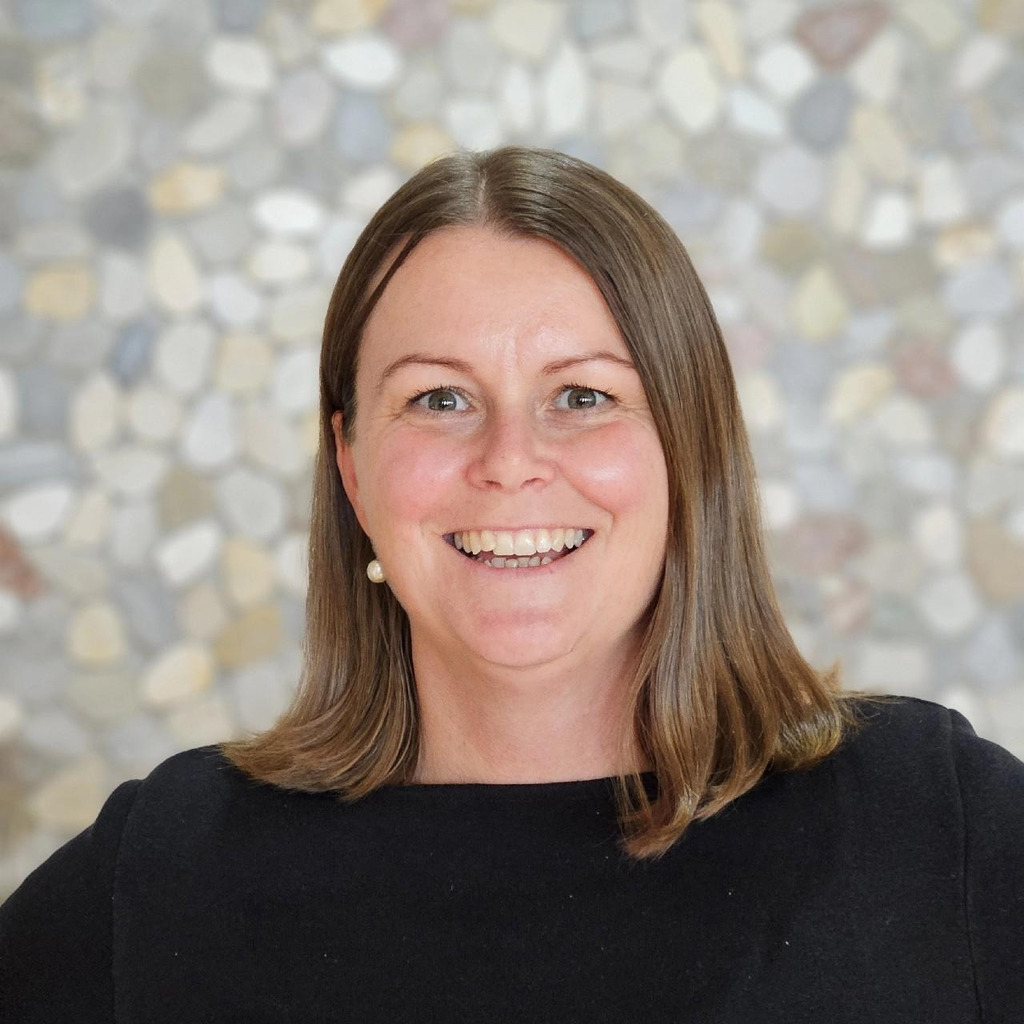 Elena Witt - Abrechnung Netznutzung - LEW Service & Consulting GmbH | XING