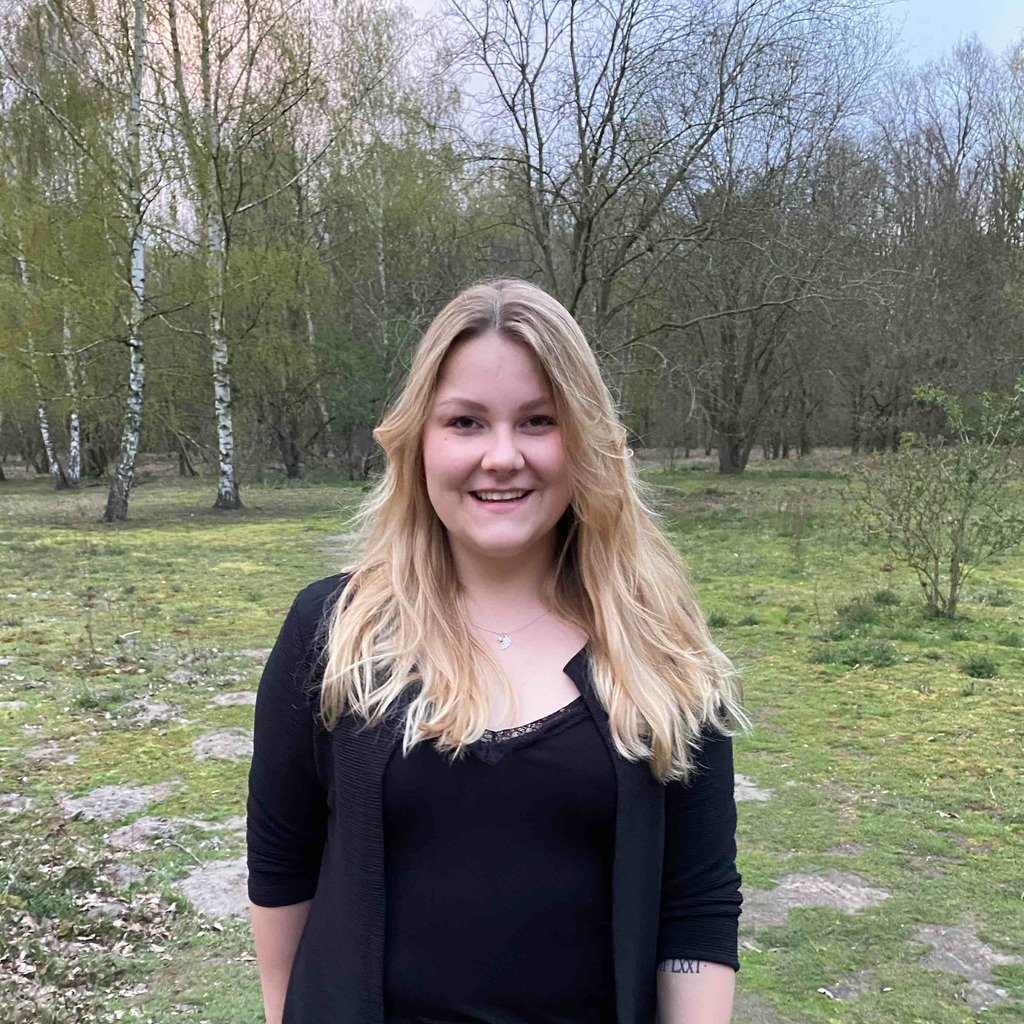 Michelle Hackstein - Mitarbeiter Kundenservice - Kühne + Nagel | XING