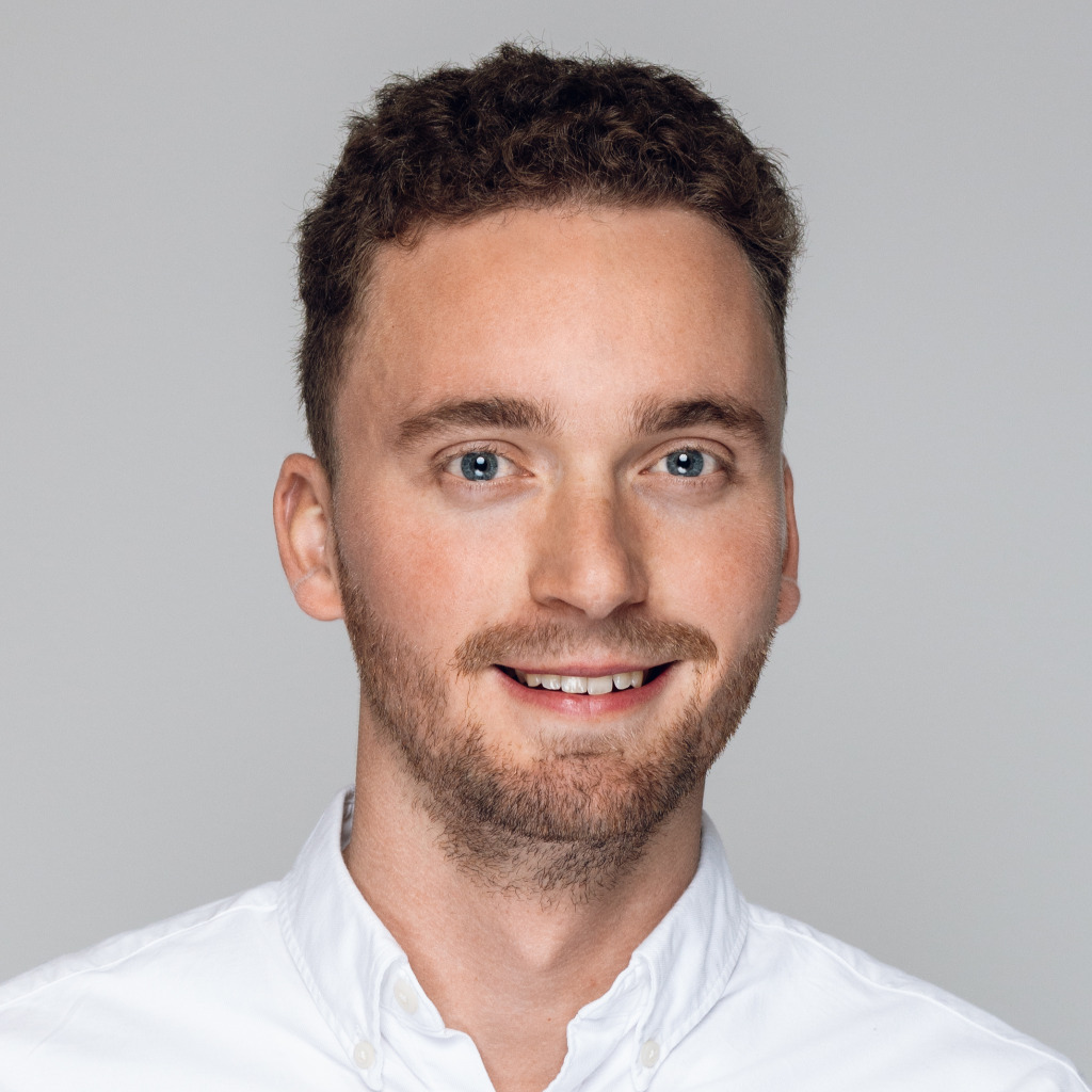 Franz Simon - Business Design / Corporate Strategy - Audi Business ...