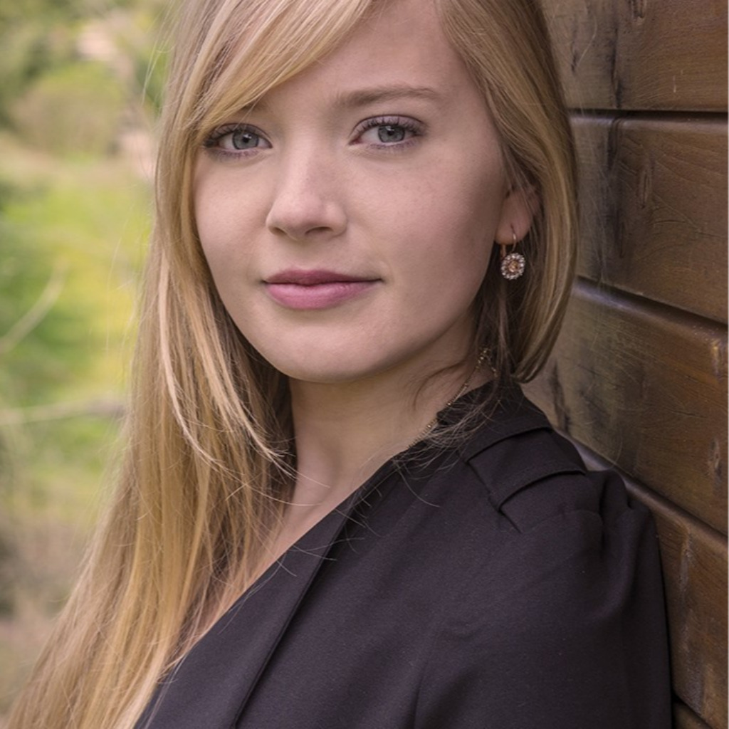 Jennifer Lenz - Payroll Specialist - Peras GmbH | XING