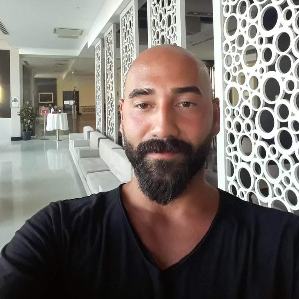 Harun Aslan - Großhandelskaufmann - Kipp & Grünhoff GmbH & Co.KG | XING