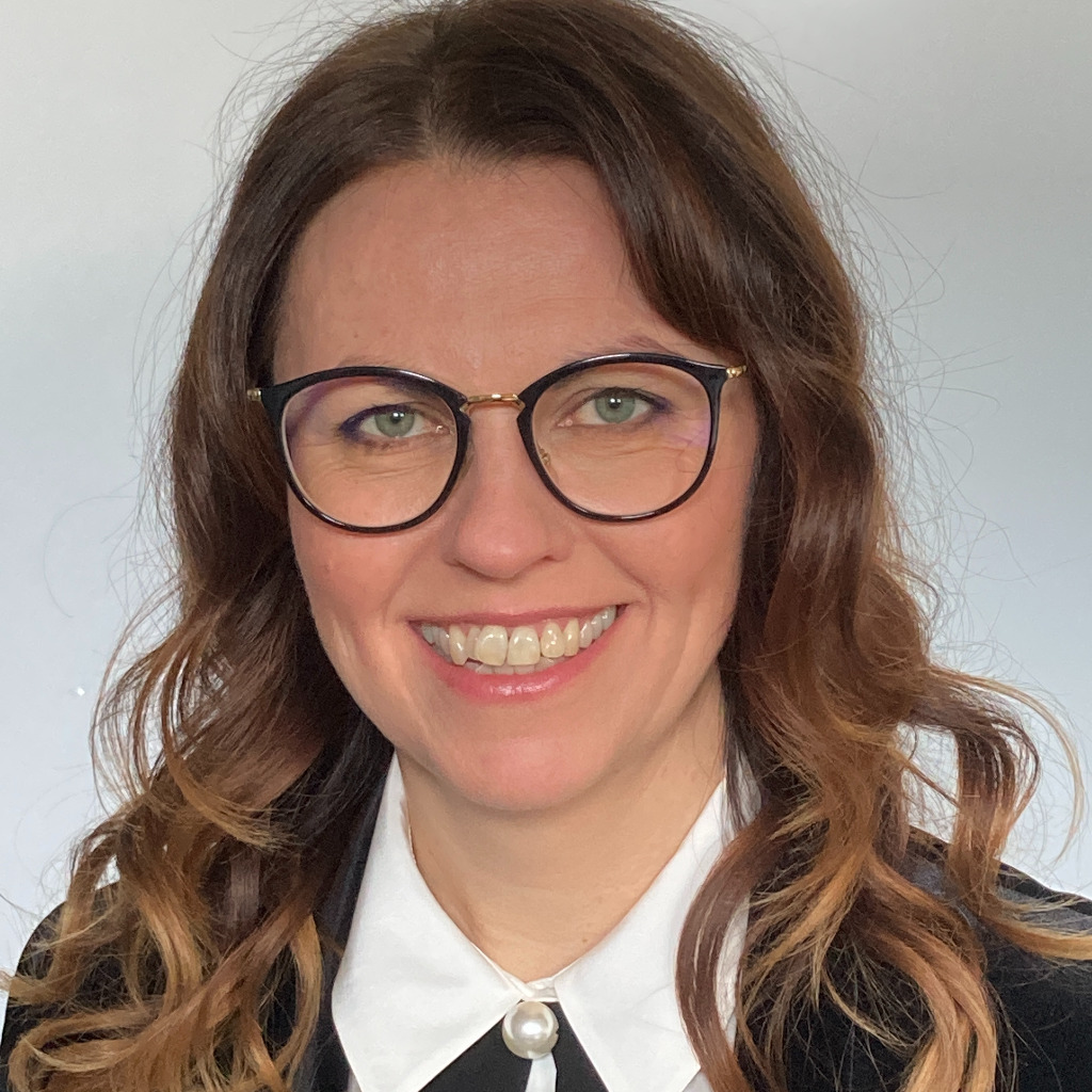 Mag. Eglė Preine - Leiterin / Programmbereiche Zweiter Bildungsweg und ...