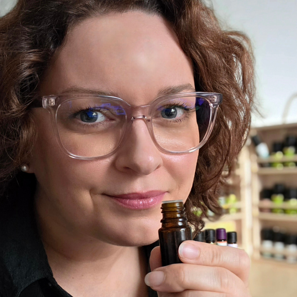 Carolin Totten - Dozentin | Expertin für Aromapflege - Aromapflege by ...