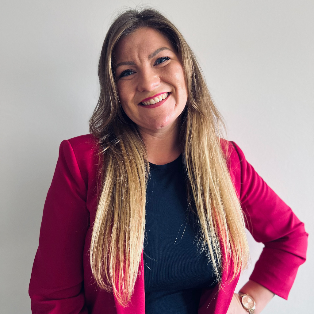 Christina Lübbert Hr Business Partner Bachner Elektro Gmbh And Co Kg