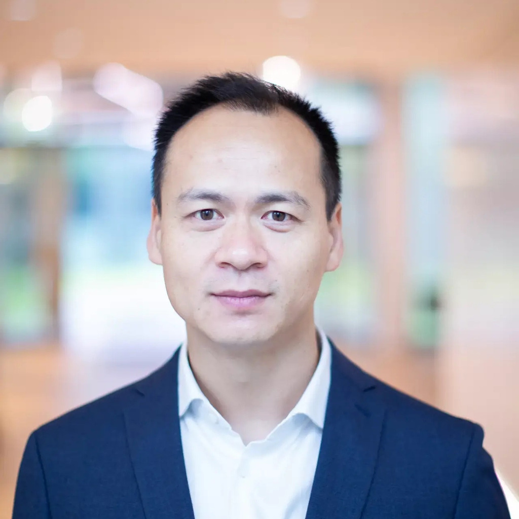 Dr. Lufei Shen - Produktmanager für Automotive Lighting Driver IC - ams ...