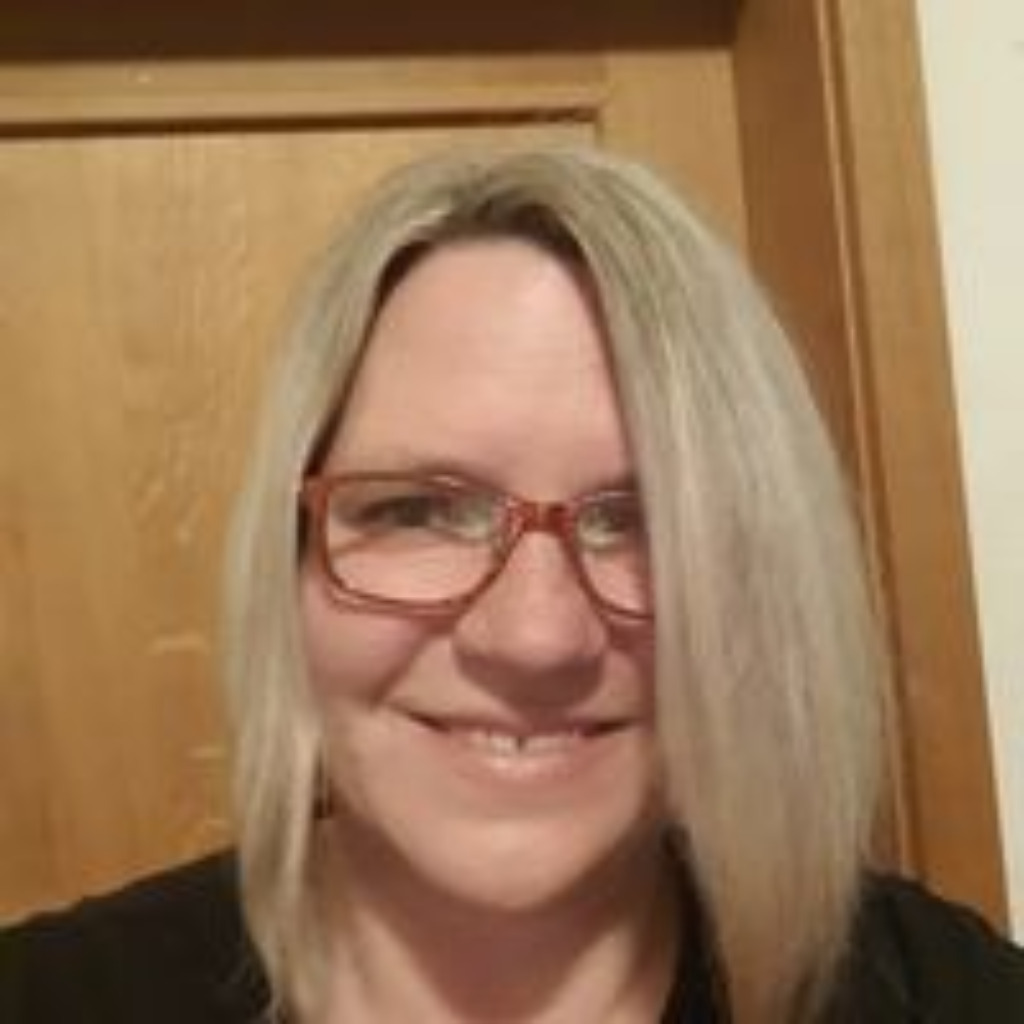 Claudia Howes - Mediengestalterin / Meisterin - Heinze GmbH | XING