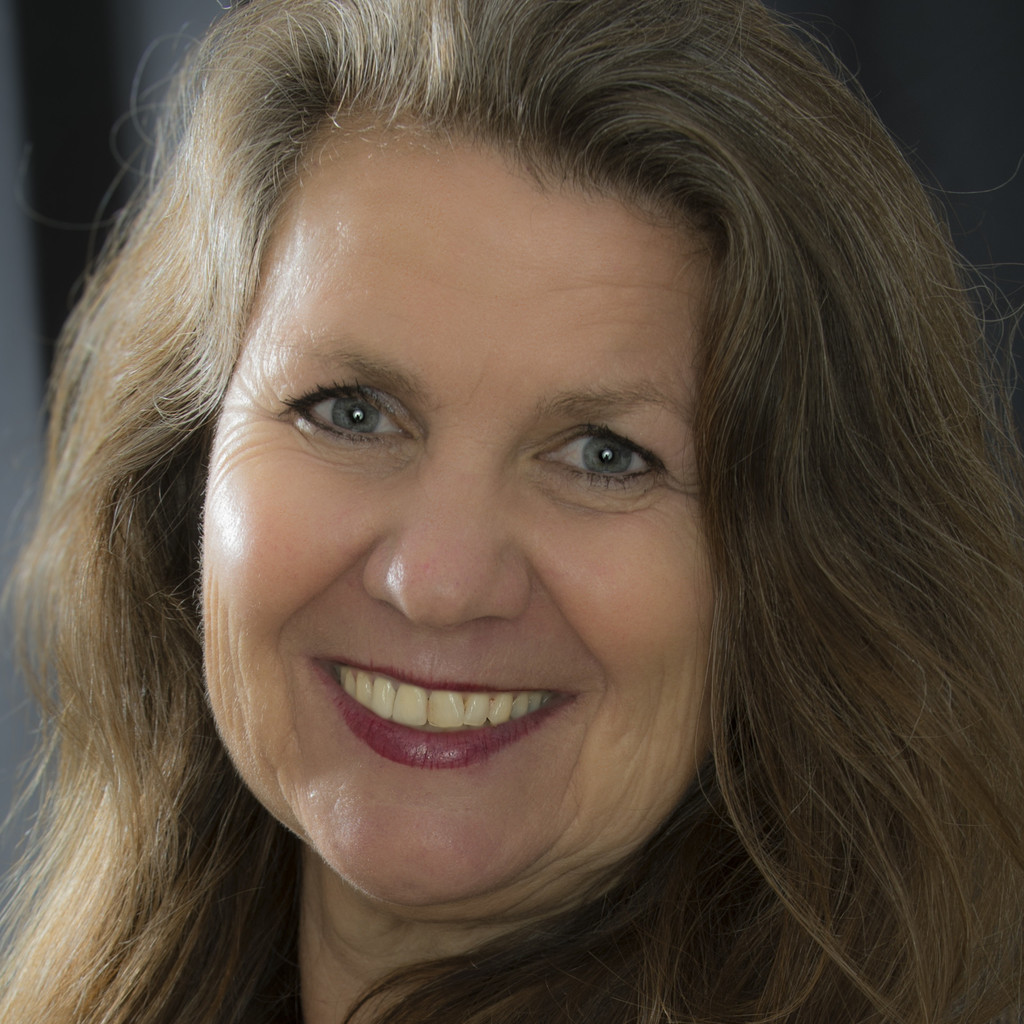 Eva Elisabeth Ernst - Freie Journalistin - selbständig | XING