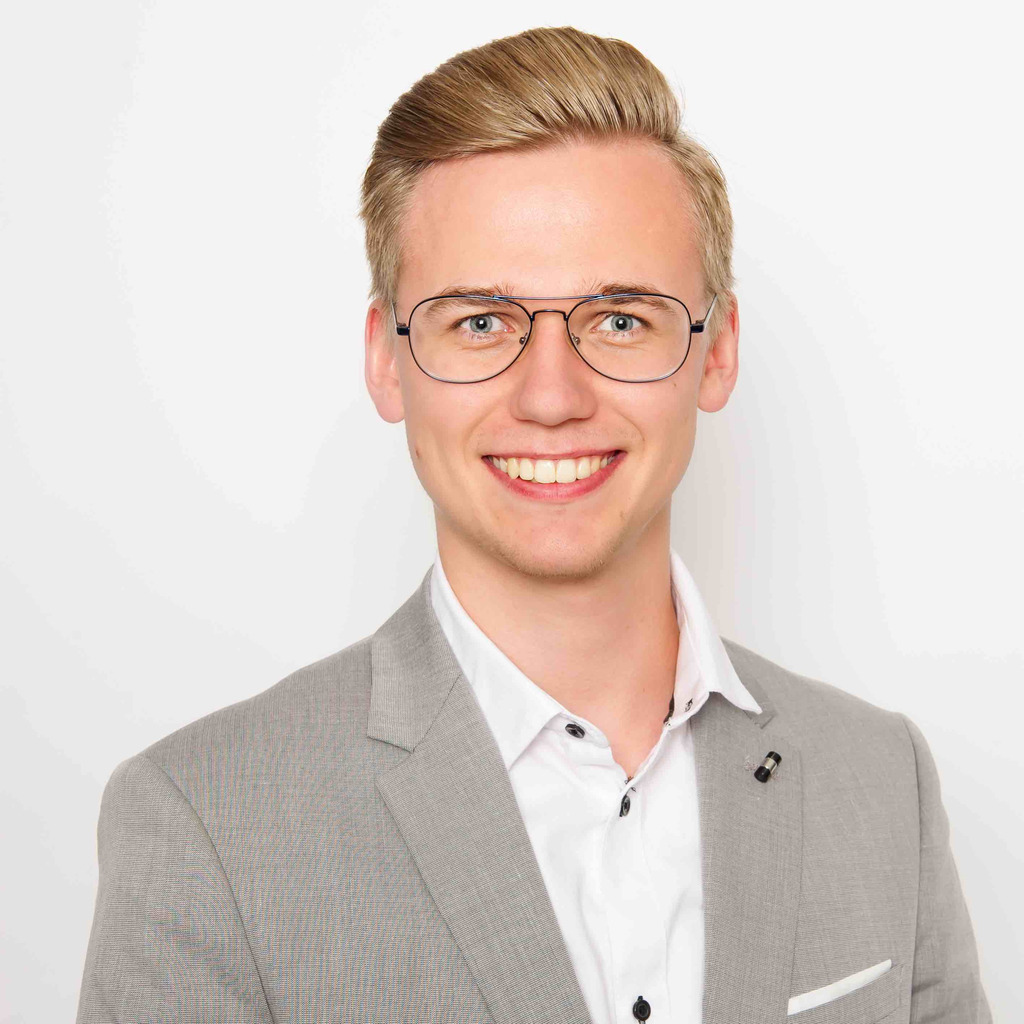 Nick Finke - Immobilienkaufmann - CMF Immobilienservice GmbH | XING