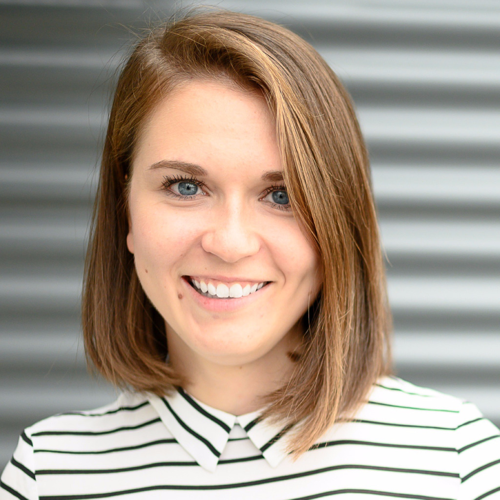 Rebecca Kummer's Instagram, Twitter & Facebook on IDCrawl