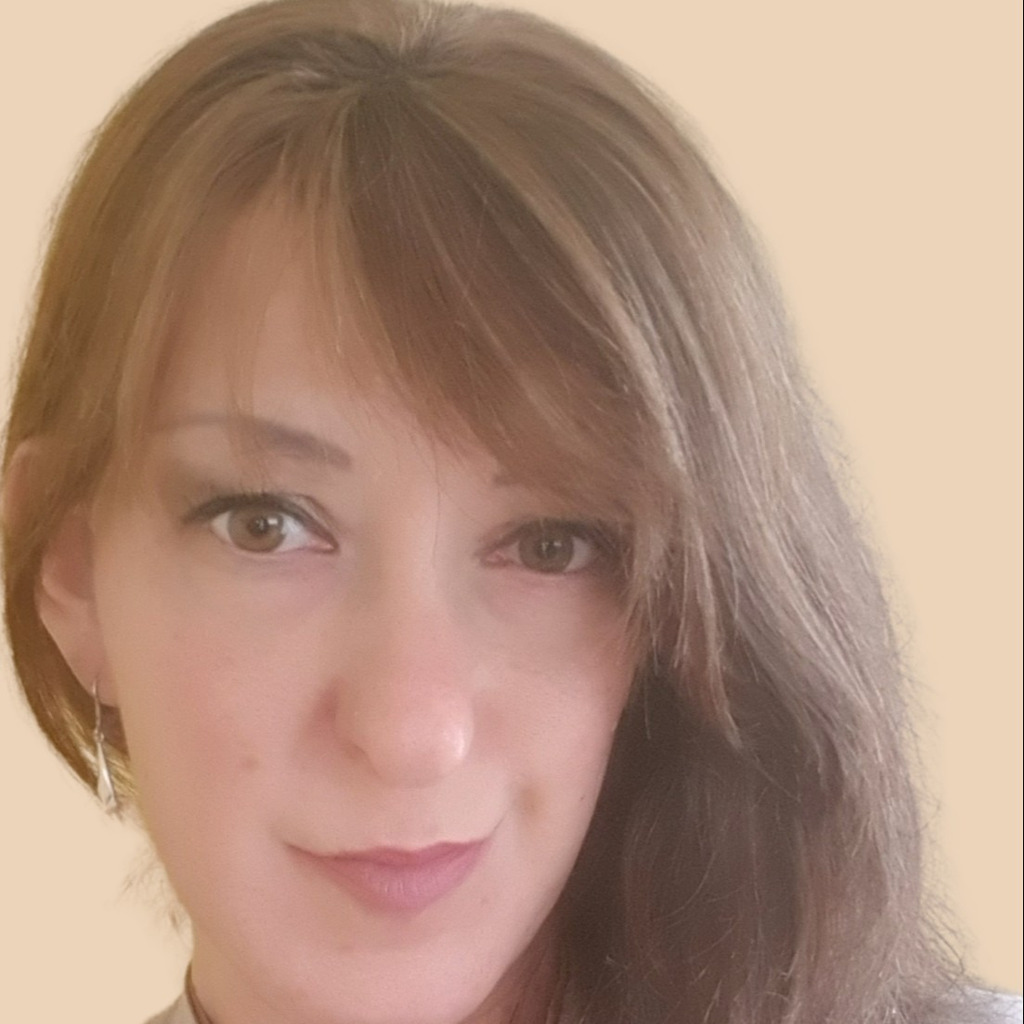 Judit Toth - Social Media Manager - Freelancer Online Marketing | XING