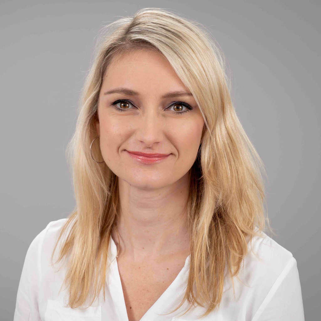 Jessica Ntrikos - Sachbearbeiterin - Hausmann & Wynen DV GmbH | XING