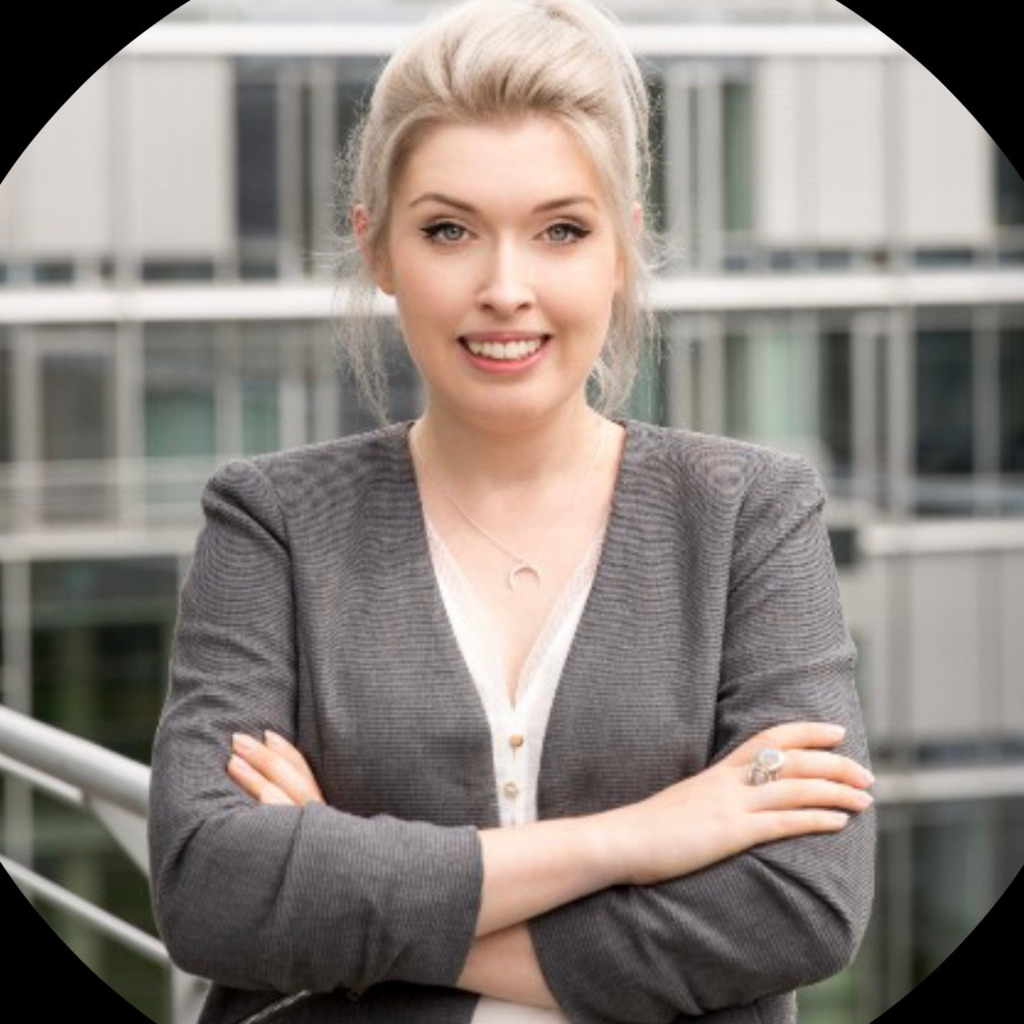 Julia Schwalm - Senior Product Owner - chargecloud GmbH | XING