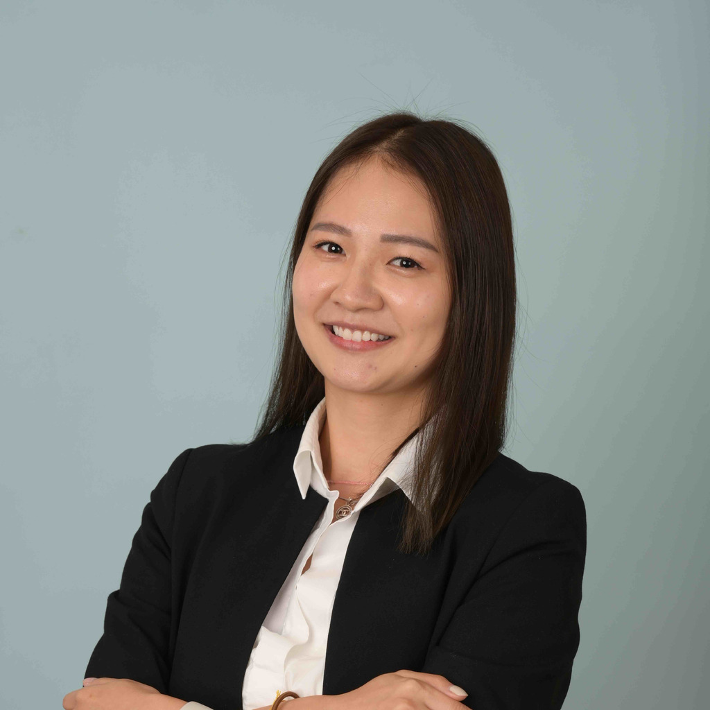 Janet Lim - Recruiterin (Sales & Marketing) - Hays | XING