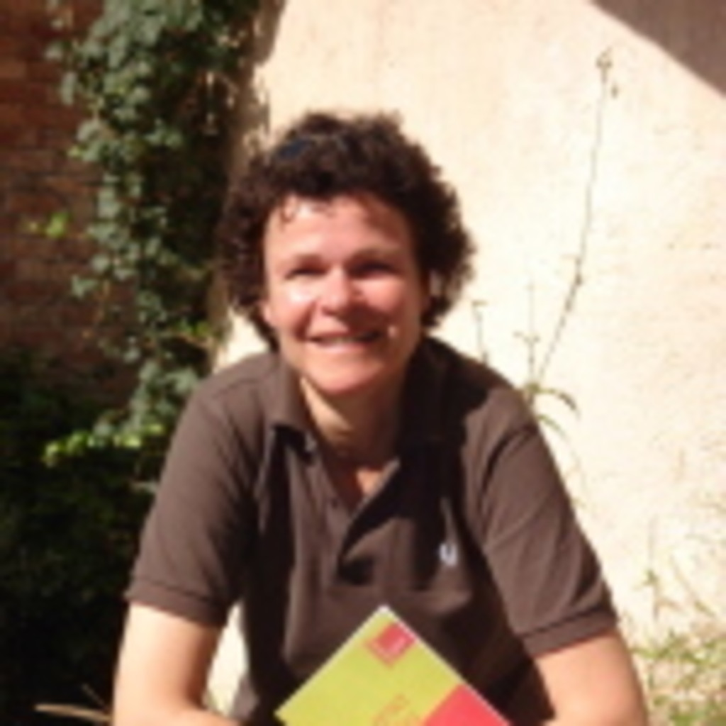 Désirée Hölscher - Partner - Dermatologikum Hamburg | XING