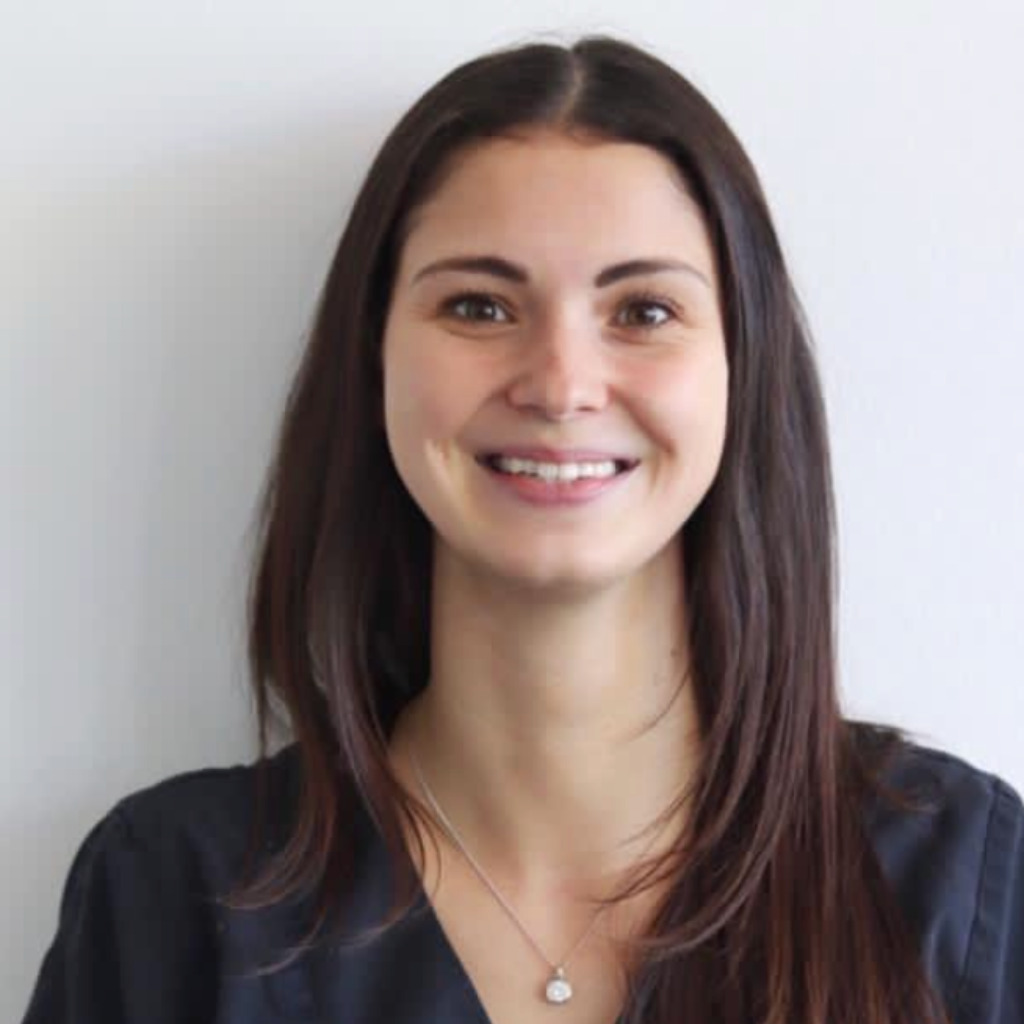 Ramona Neumann - Zahnmedizinische Prophylaxeassistentin ...