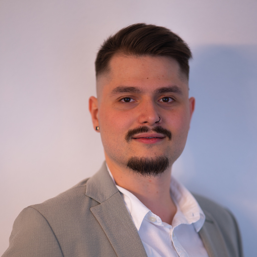 Salvatore Defelice - PreSale - ESS Energie Service Schweiz | XING