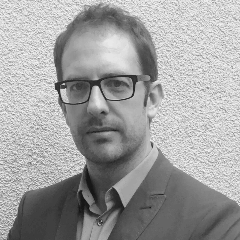 Mensak in der Personensuche von Das Telefonbuch