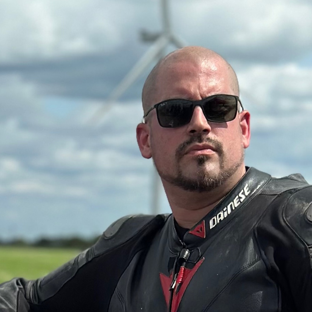 Christian Graetz - Disponent - Paketlogistik - Detlev Louis Motorrad ...