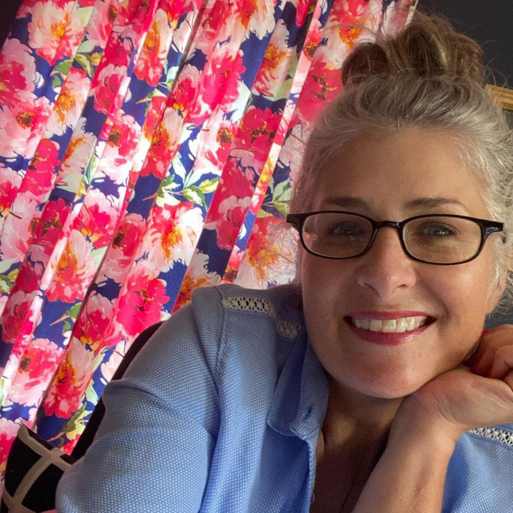 Hannah Mariah - Investor - Douglas Jackson | XING