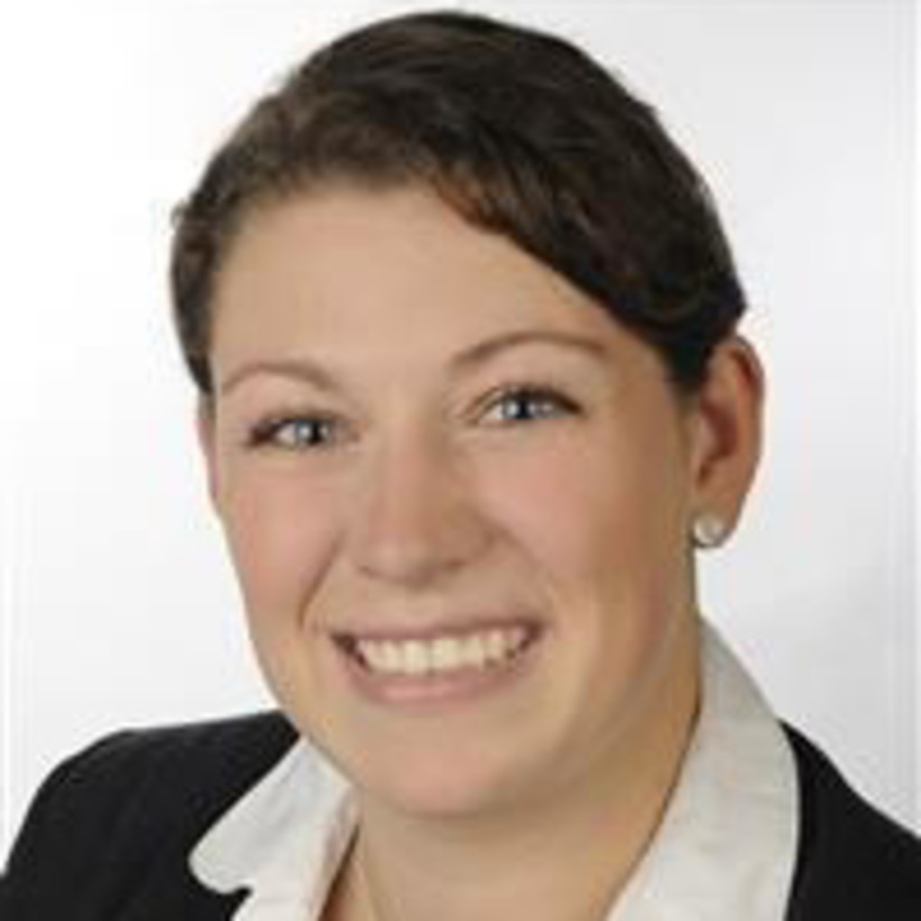 Maria Weigl - Assistentin Abteilungsleitung Product Planning ...