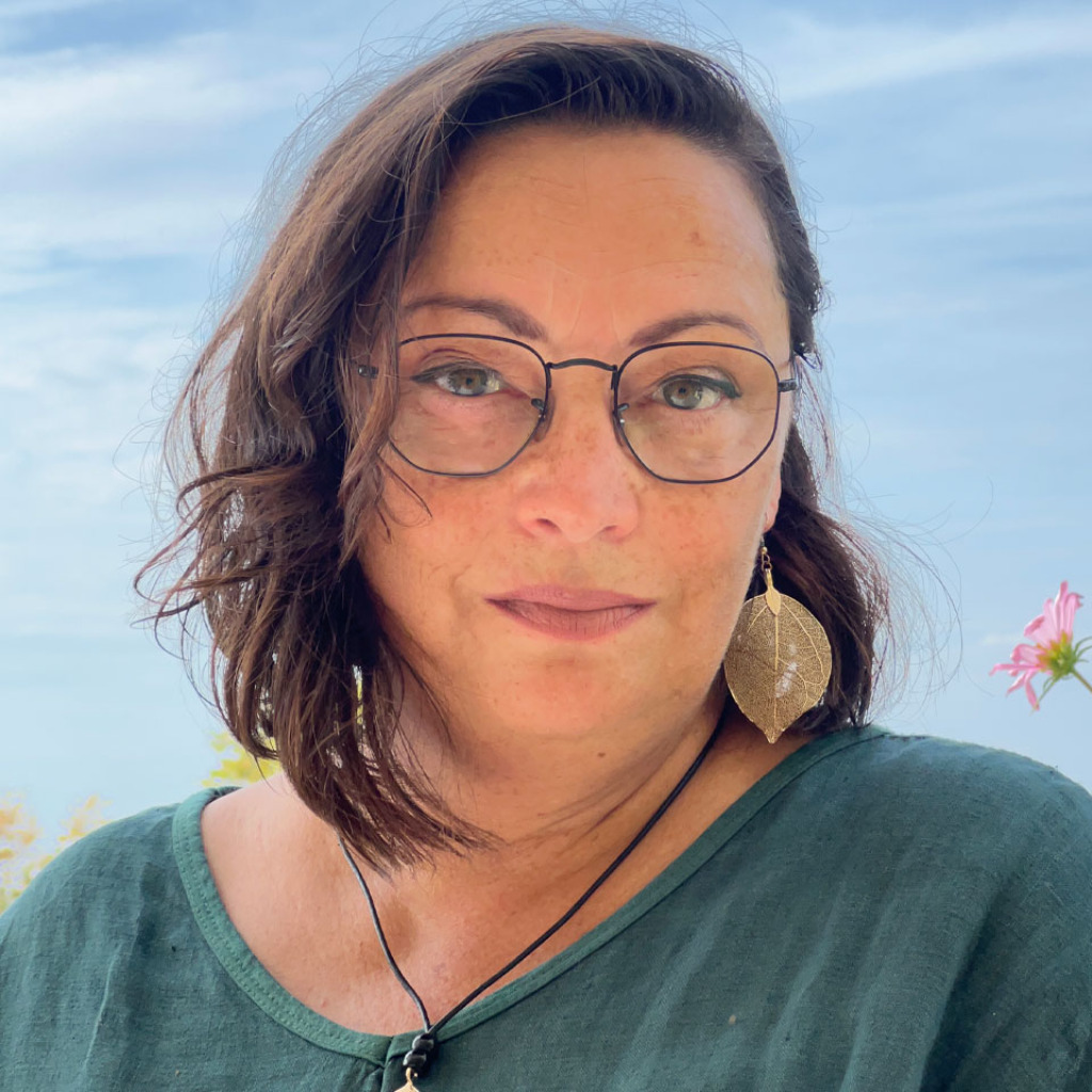 Barbara Schmidt - Geschäftsführerin - connect & communicate ood | XING