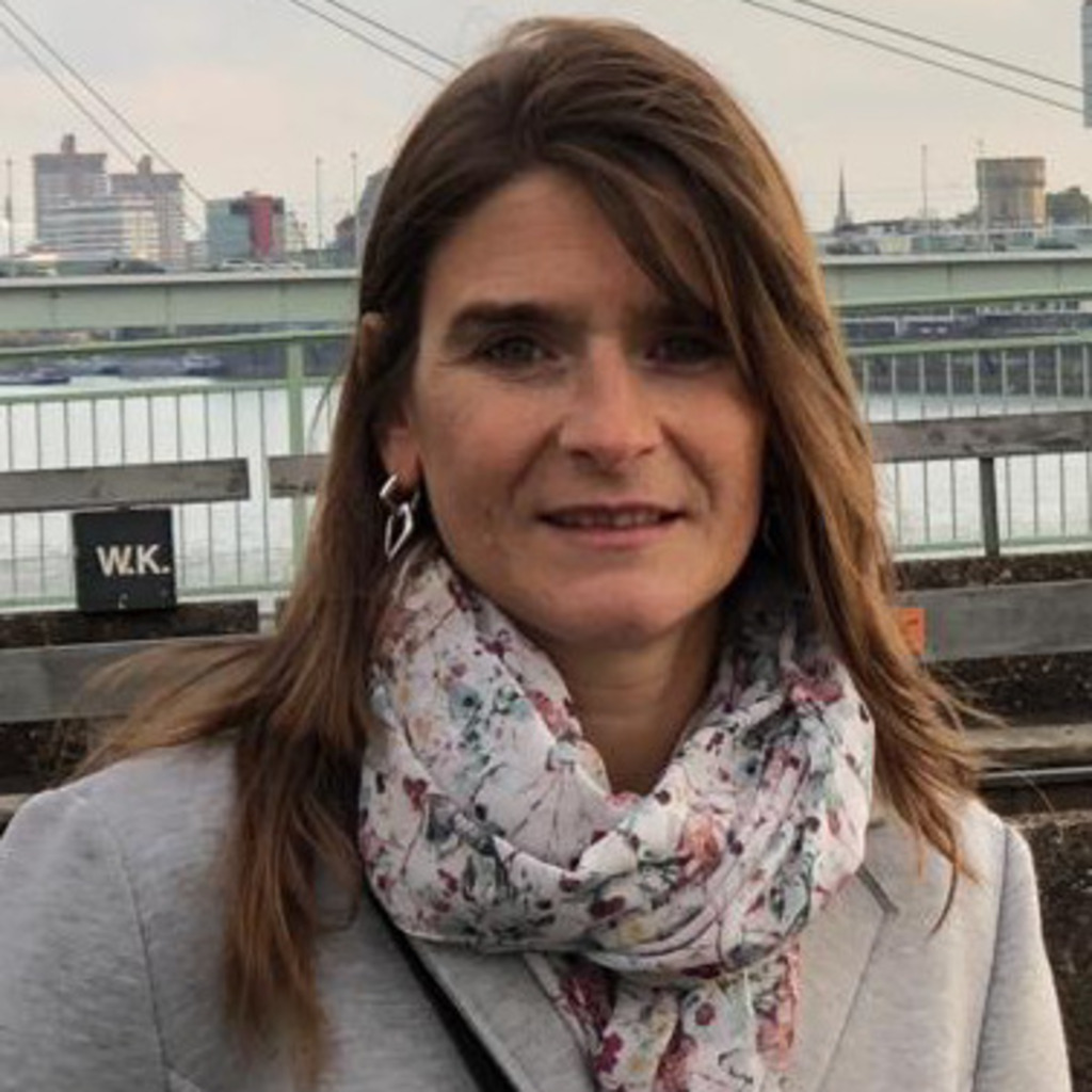 Birgit Schmid - Teamleiter/Verkauf im Einzelhandel - xxx... | XING