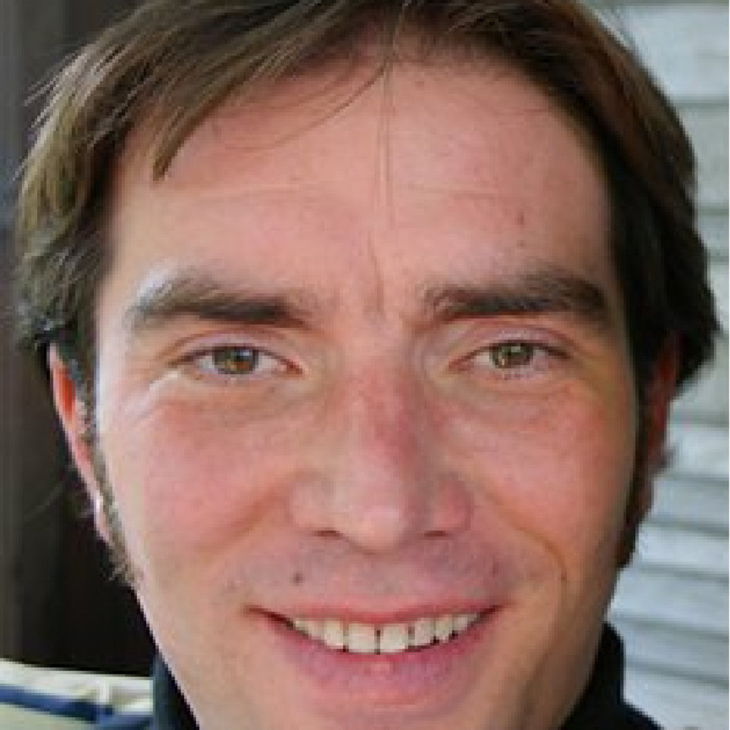 Oliver Ziegler - Spezialisierung zum Social Media Manager - WBS ...