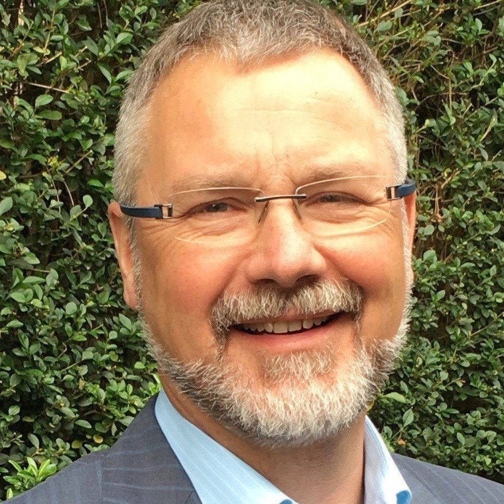 Richard Schmidt - Geschäftsführer / Managing Director - Misr Bank ...