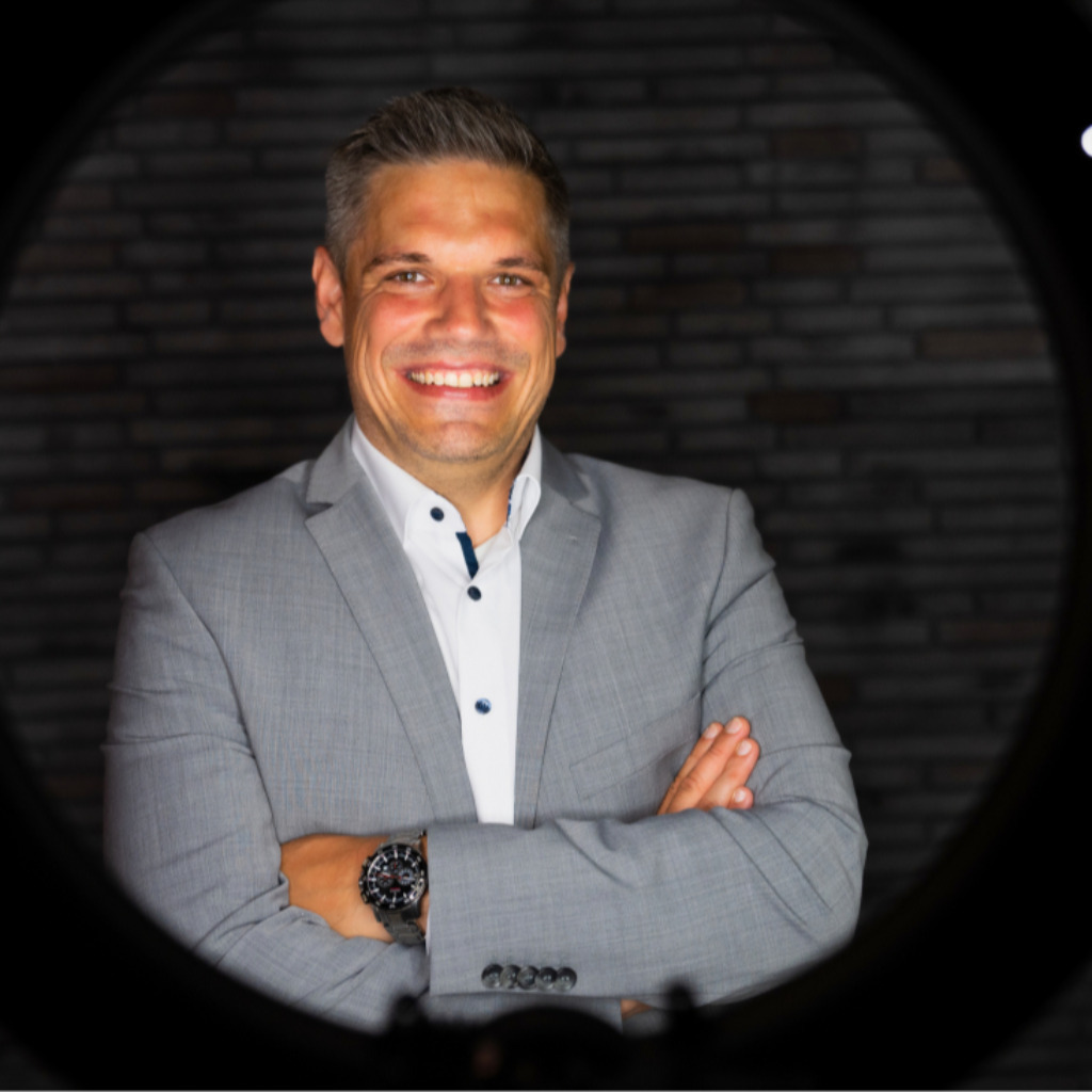 David Menzel - Rechtsanwalt (Syndikusrechtsanwalt)|Head of Corporate HR ...