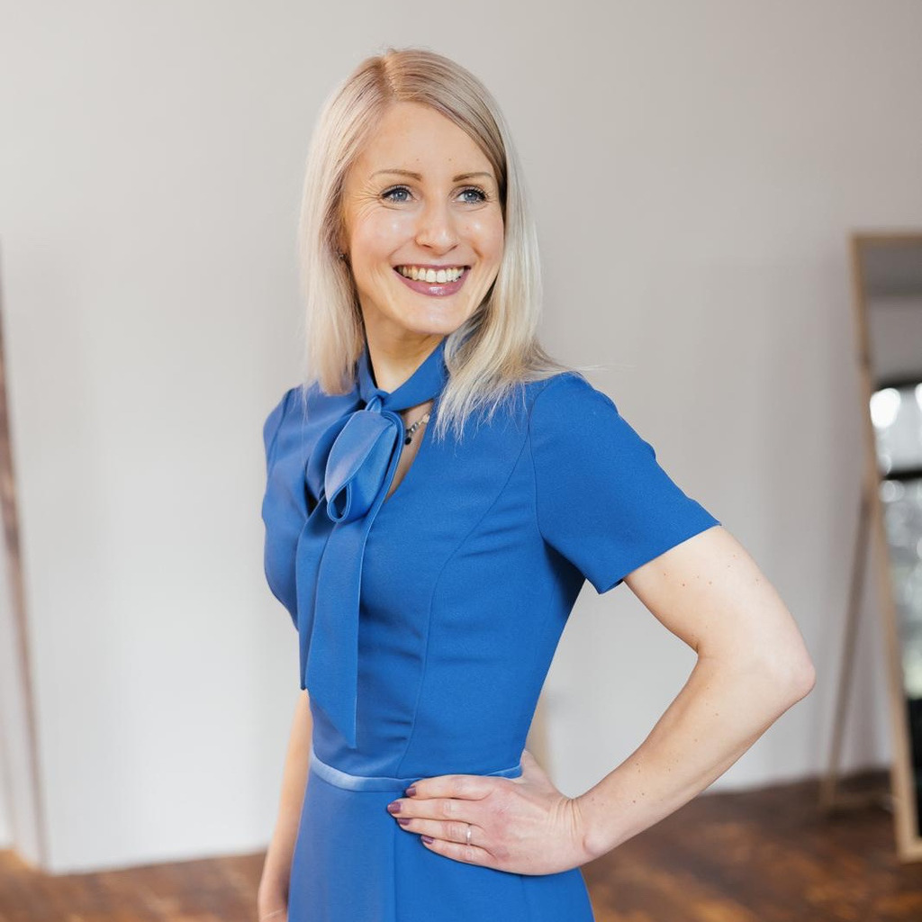 Dr. Nicole Schuster - Prokuristin, Leiterin QK und Regulatory Affairs ...