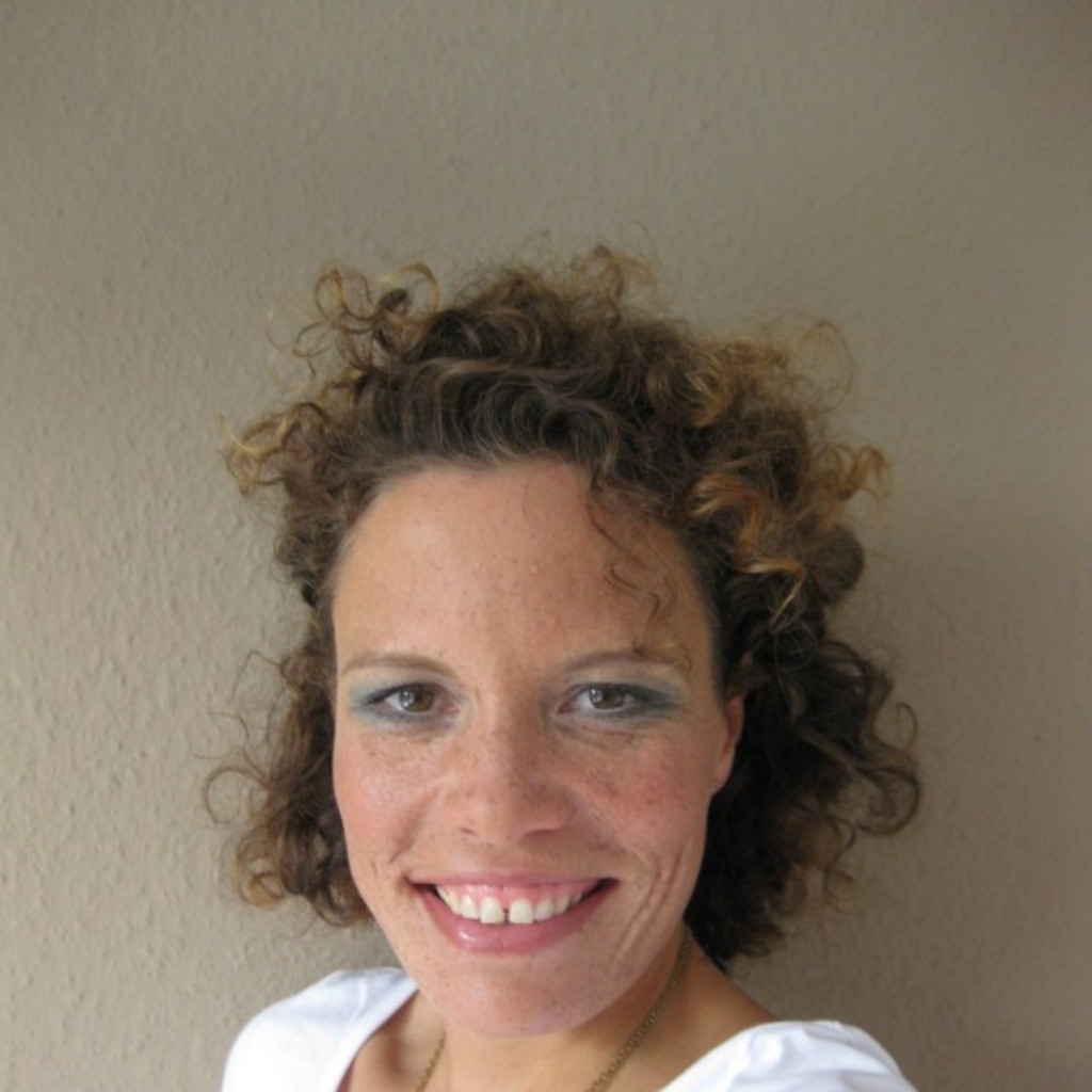 Sandra Koop's Instagram, Twitter & Facebook on IDCrawl