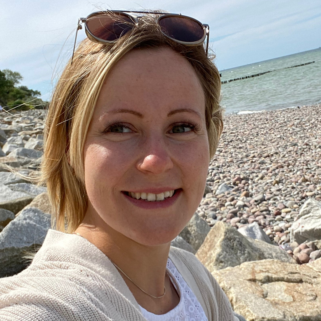 Maria Grimm - Physiotherapeutin - Heinrich-Braun-Klinikum gGmbH | XING