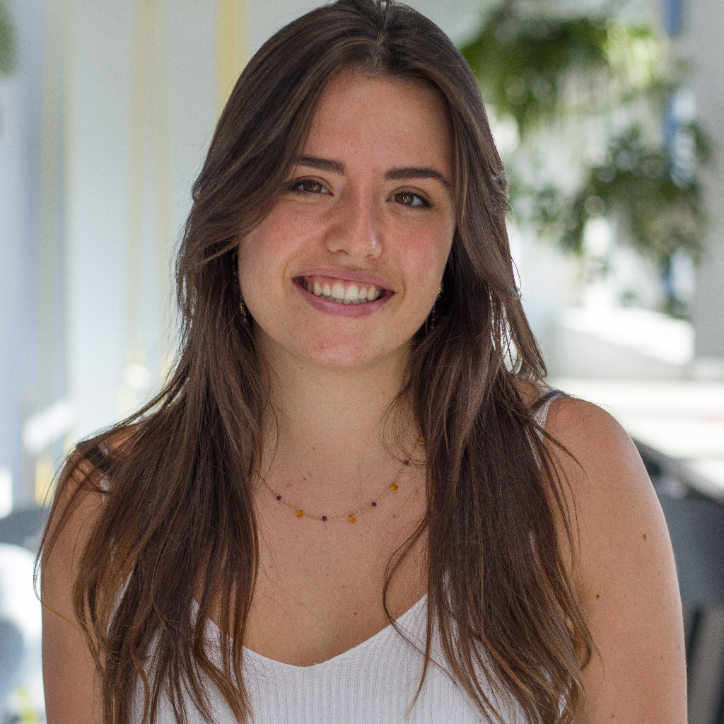 Victoria Fink's Instagram, Twitter & Facebook on IDCrawl